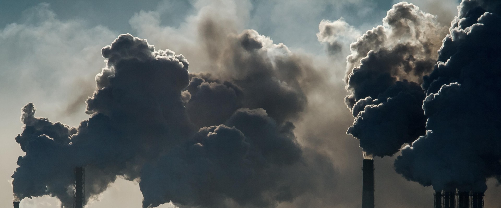 What are the criticisms of the clean air act?